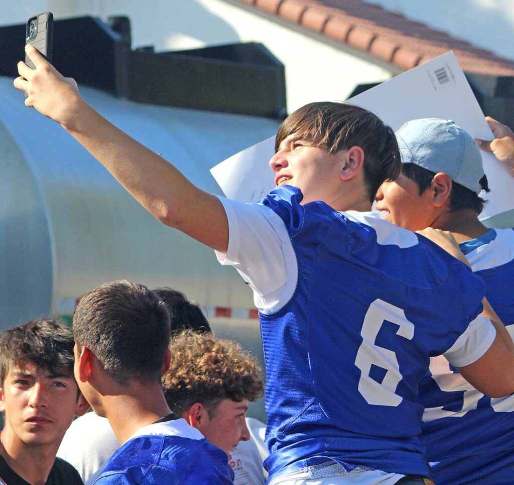 PHOTOS: Gilroy, Christopher high schools celebrate Homecoming