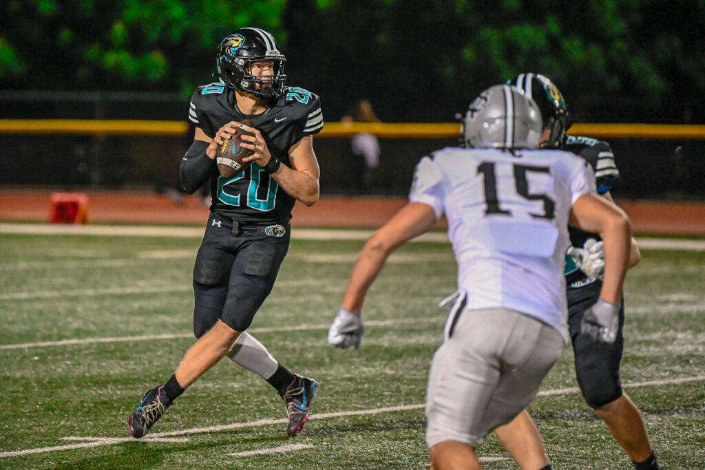 Christopher football strives to overcome growing pains | Gilroy ...