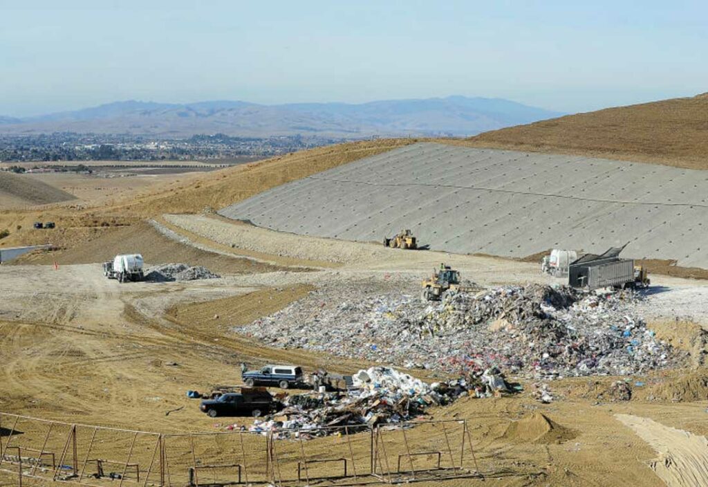 Landfill expansion faces opposition | Gilroy Dispatch | Gilroy, California