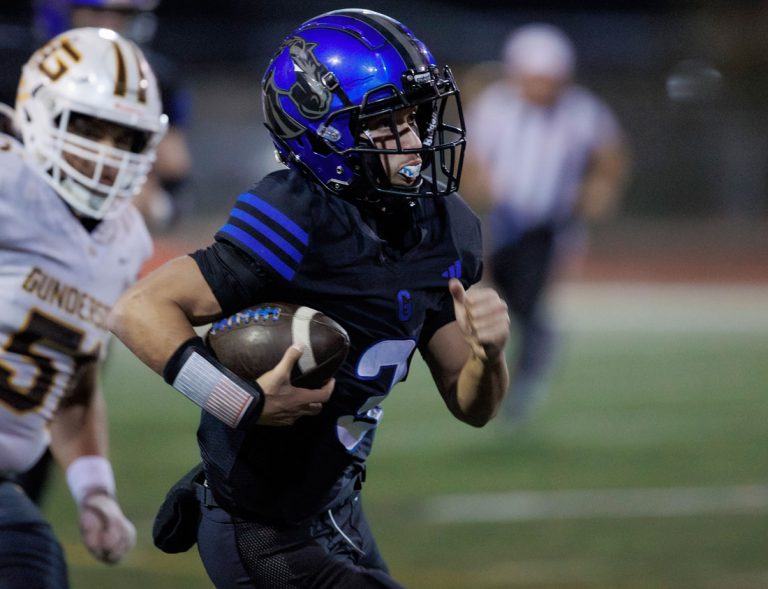 Mustangs finish season with victory on home turf | Gilroy Dispatch ...